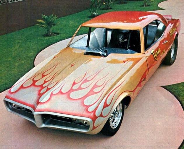 THIS DECAL IS DESIGNED TO FIT ON COMP RESINS FIREBIRD FUNNY CAR CR-4022